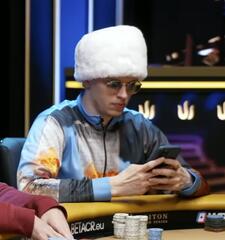 KUHISEE! Suomalainen Ossi Ketola järisytti hiljattain pokerimaailmaa ...